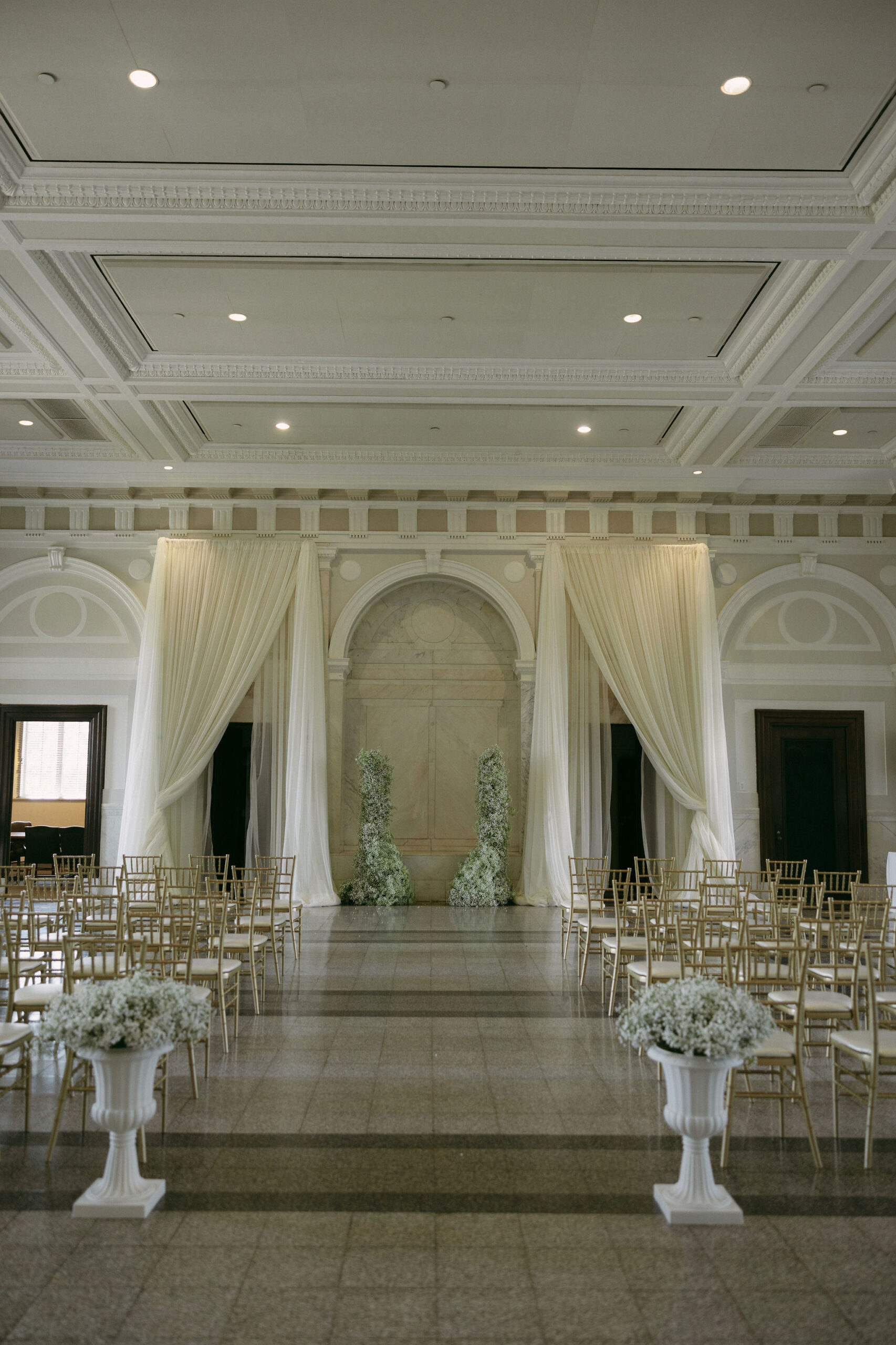 Intimate Historic DeKalb Courthouse Wedding in Atlanta, GA ...
