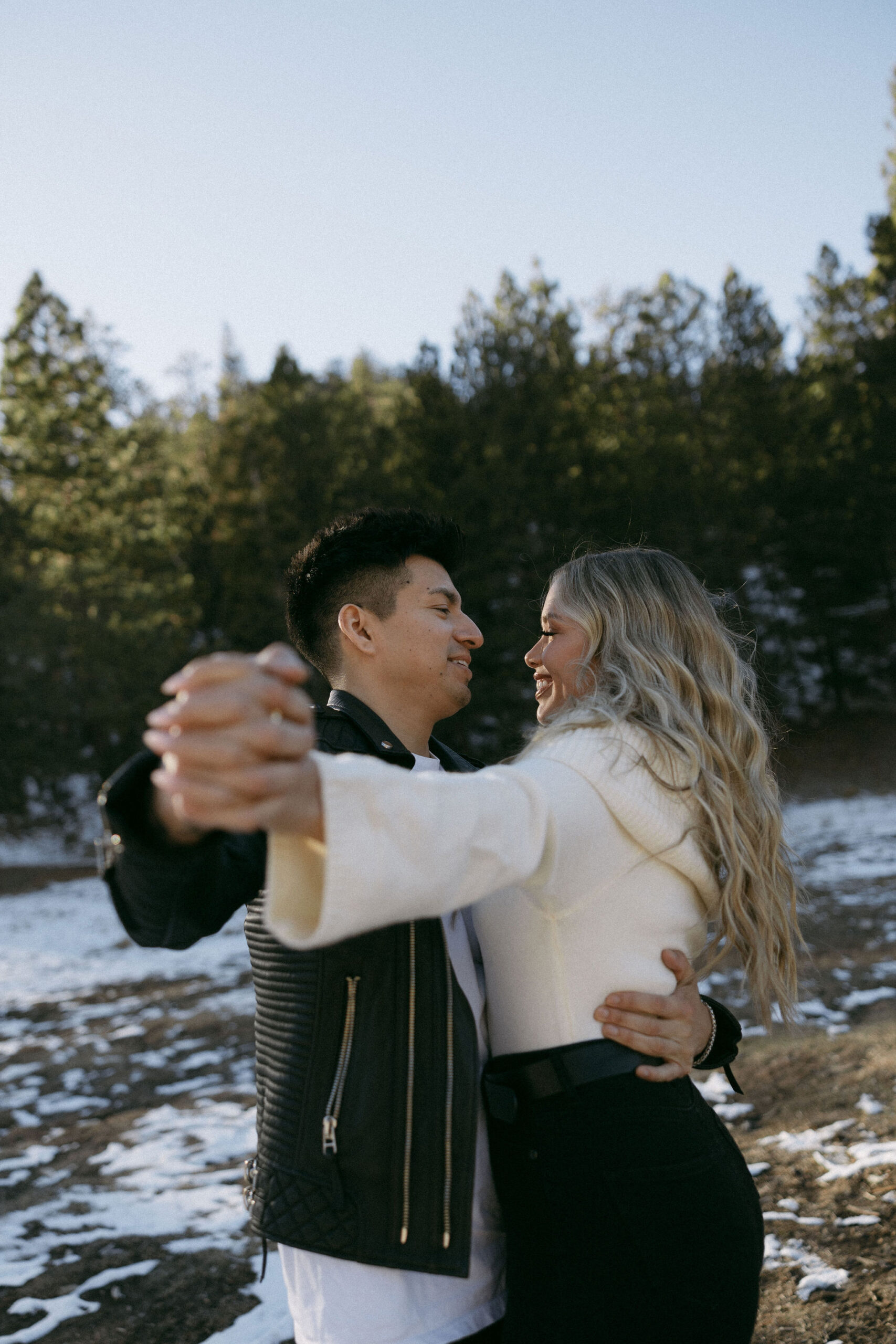 The Ultimate Guide to Couples Poses For Photos - briannajulianphoto.com
